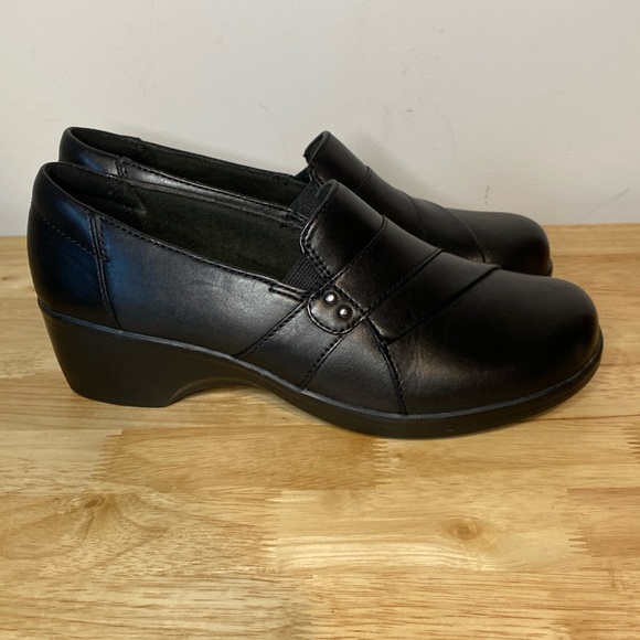 Clarks | Shoes | Sale Clarks May Marigold Black Shoes | Poshmark